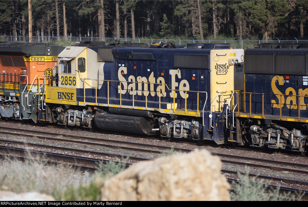 BNSF 2856, The 3-unit Local Switcher